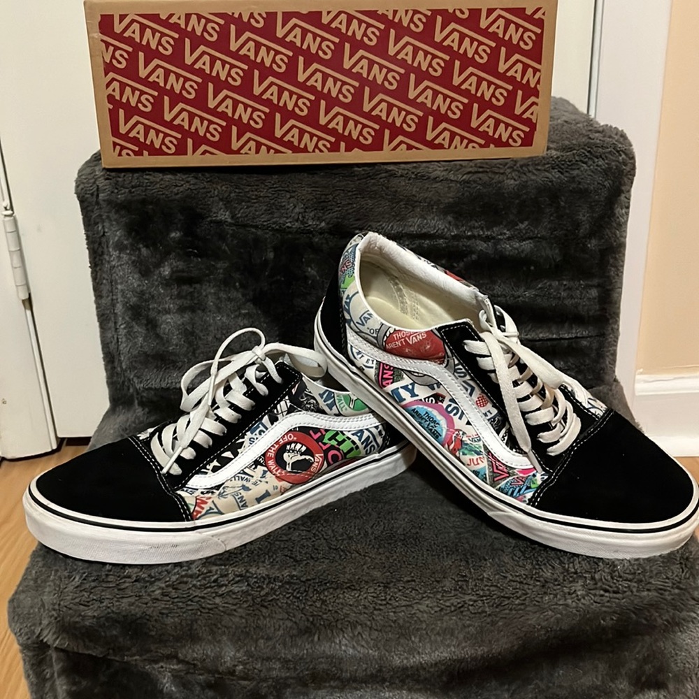 Vans “Those Aren’t Vans” Graffiti Shoes. - Gem